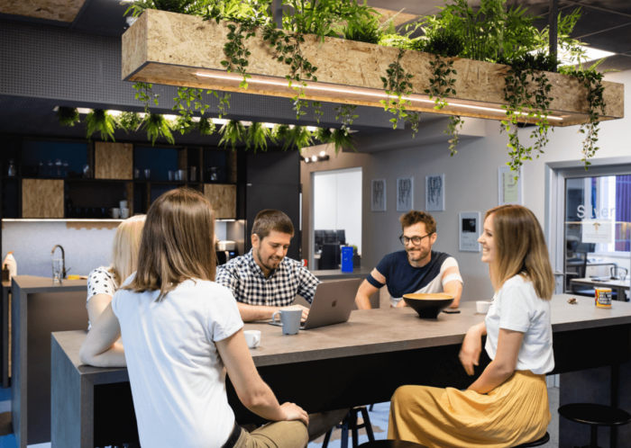 Color scheme trends in mobile app design