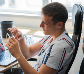 Full-service software development | DECODE